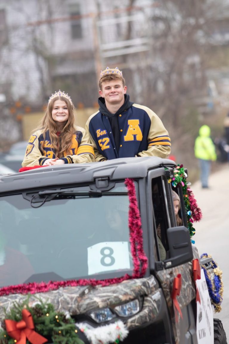 Christmas on the Square in Ava – Douglas County Herald